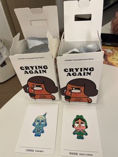 POP MART Crying Again Plush Card Holder 盲盒, 興趣及遊戲, 玩具 & 遊戲類 - Carousell