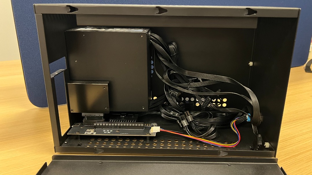 eGPU Enclosure USB4/lightning4 , Computers & Tech, Parts & Accessories ...
