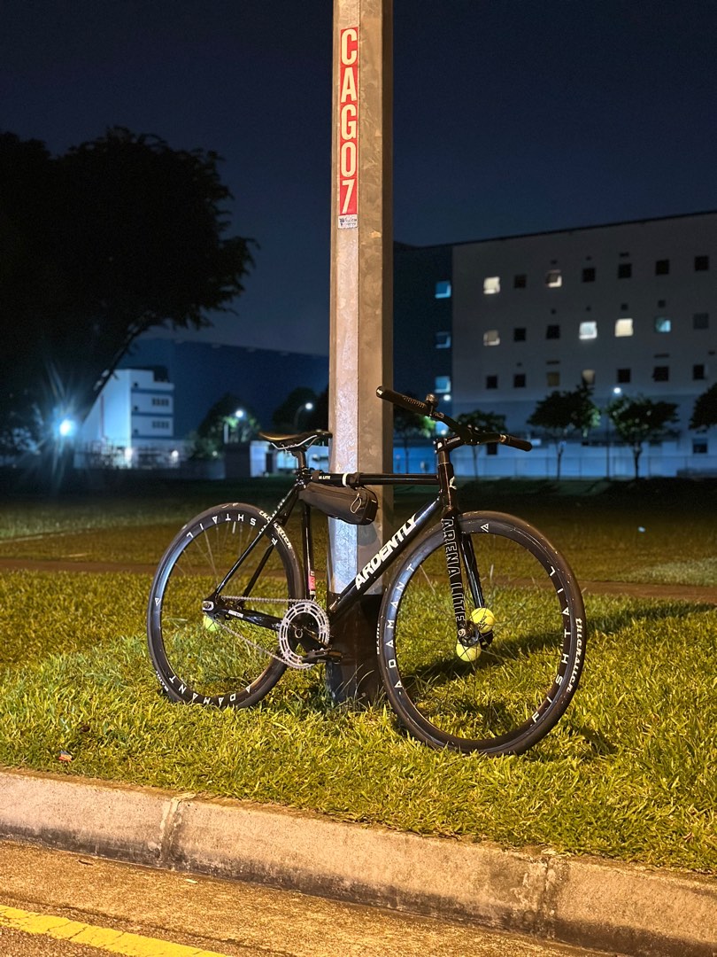 fishtail adamant - fixie wheelset, Sports Equipment, Bicycles & Parts ...