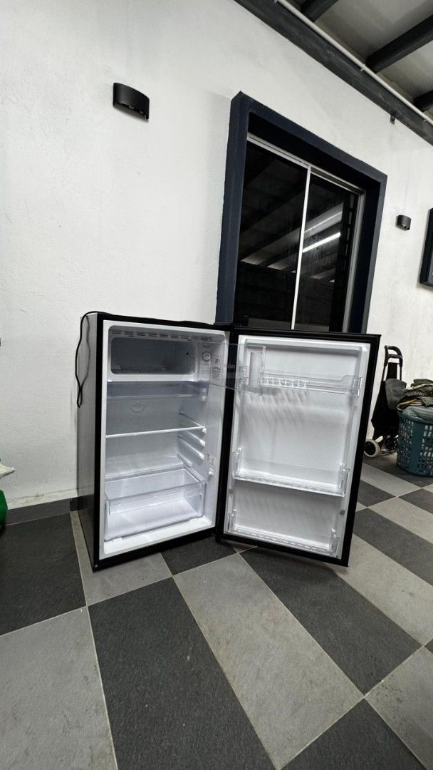Haier HR-208H, 1 door 208L, TV & Home Appliances, Kitchen Appliances, Refrigerators & Freezers ...