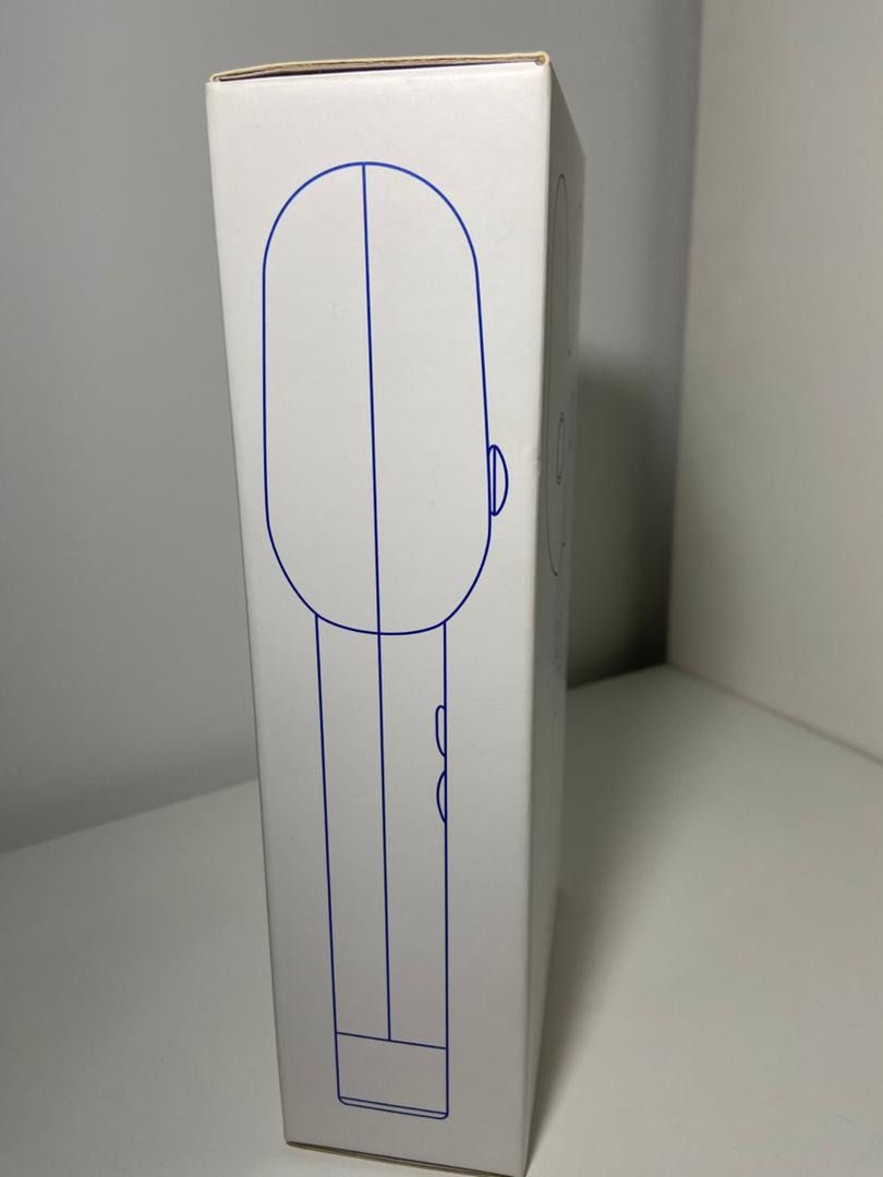 NEW JEANS LIGHT STICK, Hobbies & Toys, Collectibles & Memorabilia, K ...