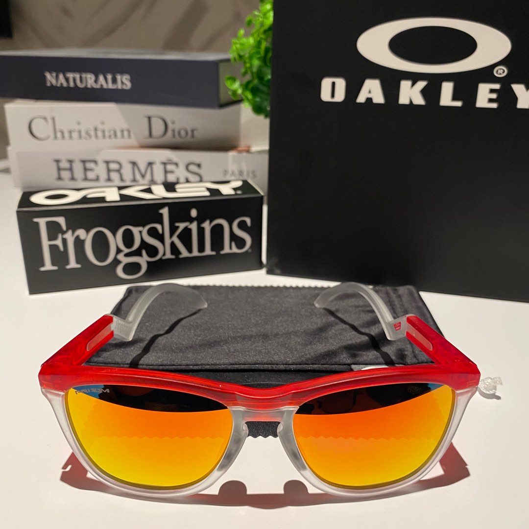 Oakley Frogman hybrid-Polarised, Men's Fashion, Watches & Accessories ...