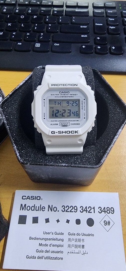 Casio G-Shock White Digital Watch DW-5600MW, Men's Fashion, Watches ...