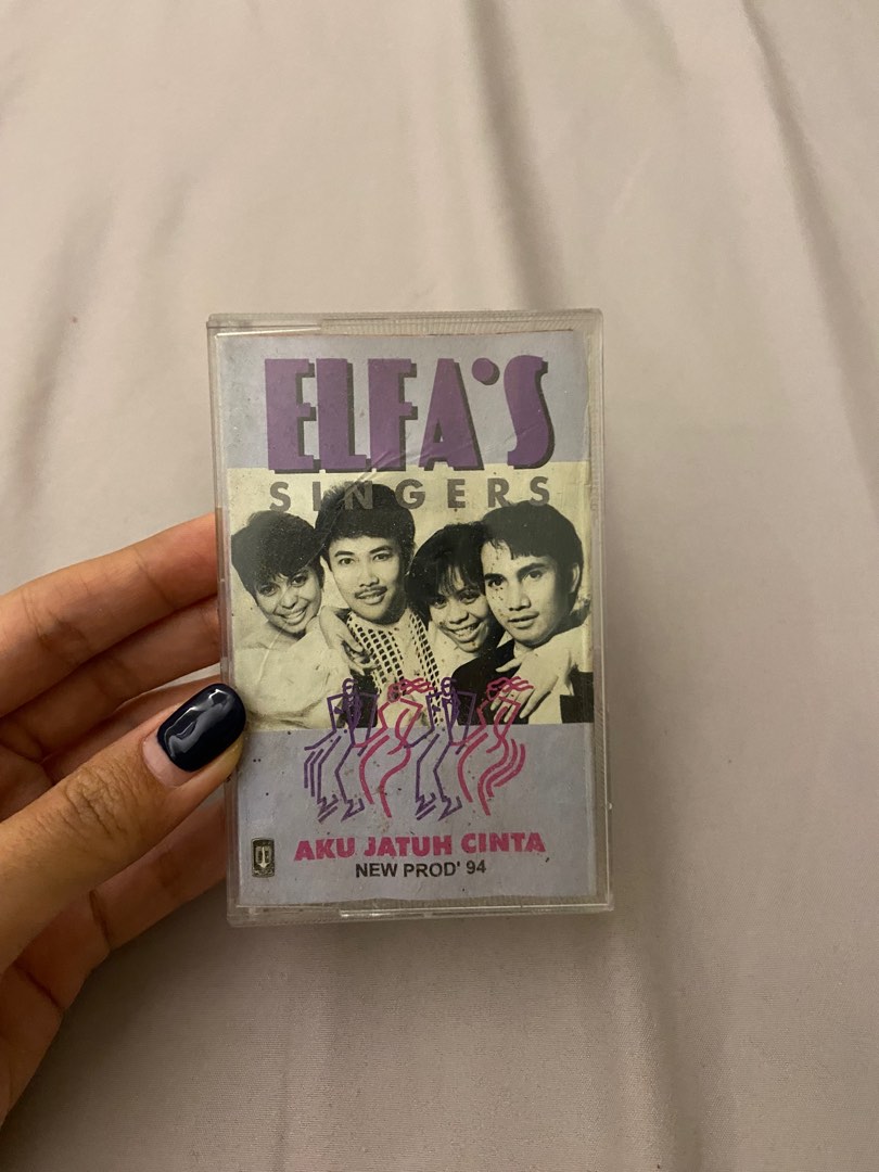 cassette tape elfa's singer, Toys & Collectibles, Lainnya di Carousell
