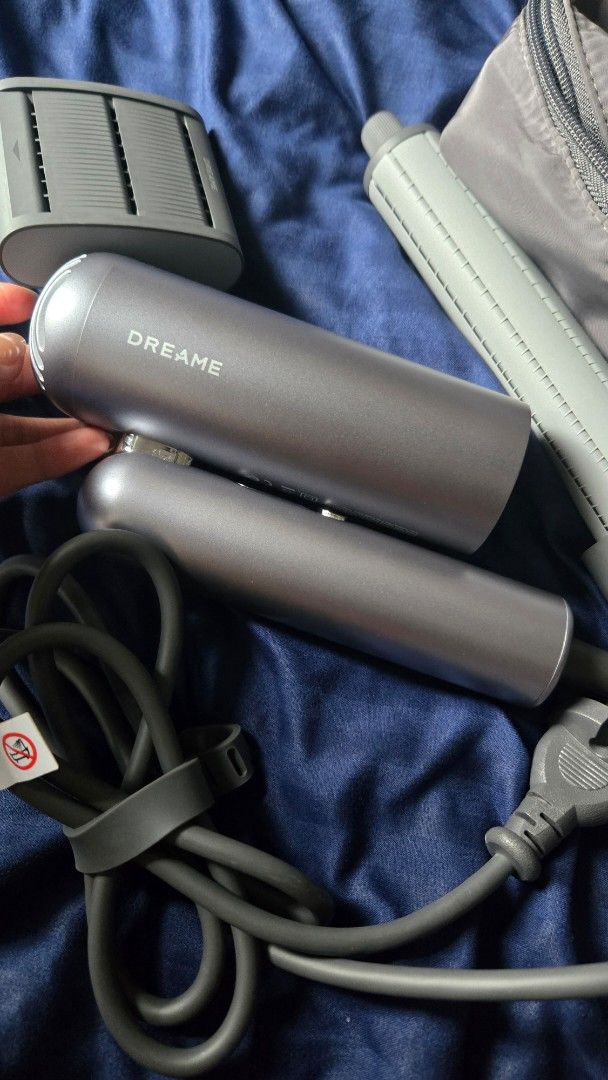 Dreame Hair Styler, Beauty & Personal Care, Hair on Carousell
