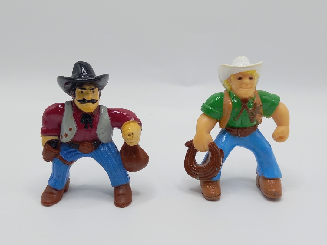 Lincoln Logs Sheriff and Robber Action Figures Set of 2, Hobbies & Toys ...