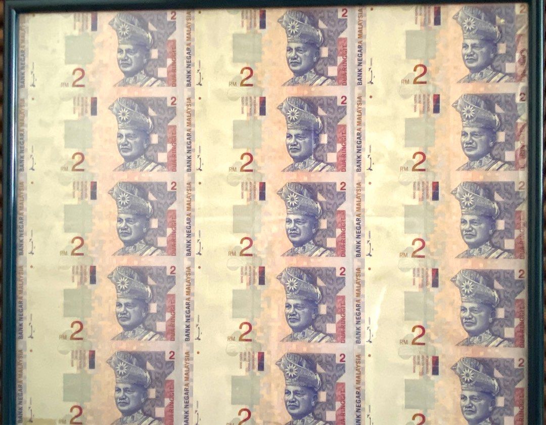 Rm2 Uncut 30 banknotes currency 1996 With Frame, Hobbies & Toys ...
