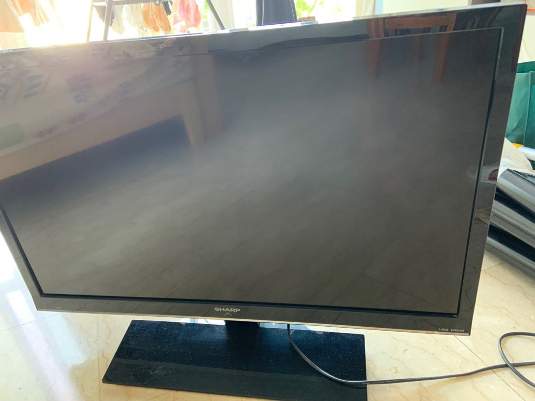 Sharp LED Backlight TV - LC-32LE155M, TV & Home Appliances, TV ...