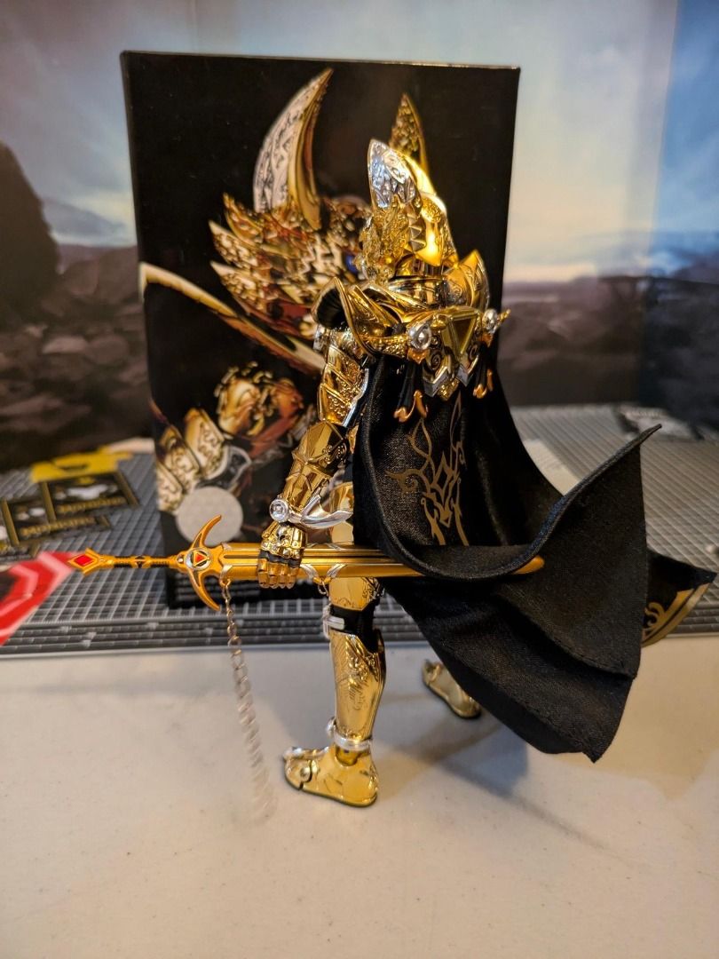 s.h.figuarts SHINKOCCHOU SEIHOU GARO OUGONKISHI GARO RAIGA SAEJIMA ...