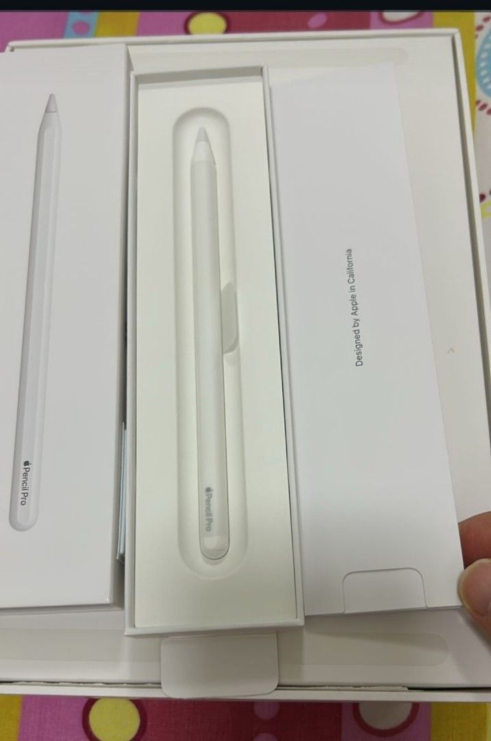 Apple pencil Pro NEW -RM400 White 16GB, Mobile Phones & Gadgets ...