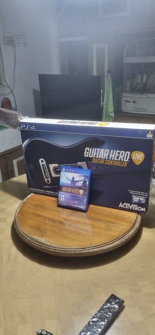 Guitar Hero Live PS4 Bundle with game controller [RARE FINDS AND VINTAGE SET], Video Gaming ...