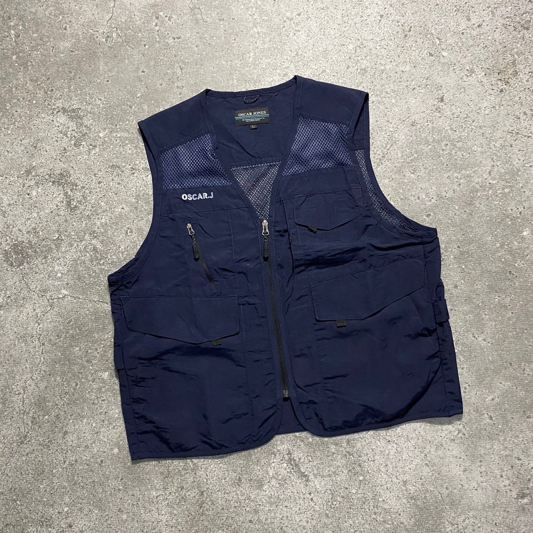 Oscar Jones Tactical Vest, Fesyen Pria, Pakaian , Baju Luaran di Carousell