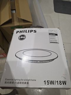 Philips LED Cool White Bulbs, Furniture & Home Living, Lighting & Fans ...