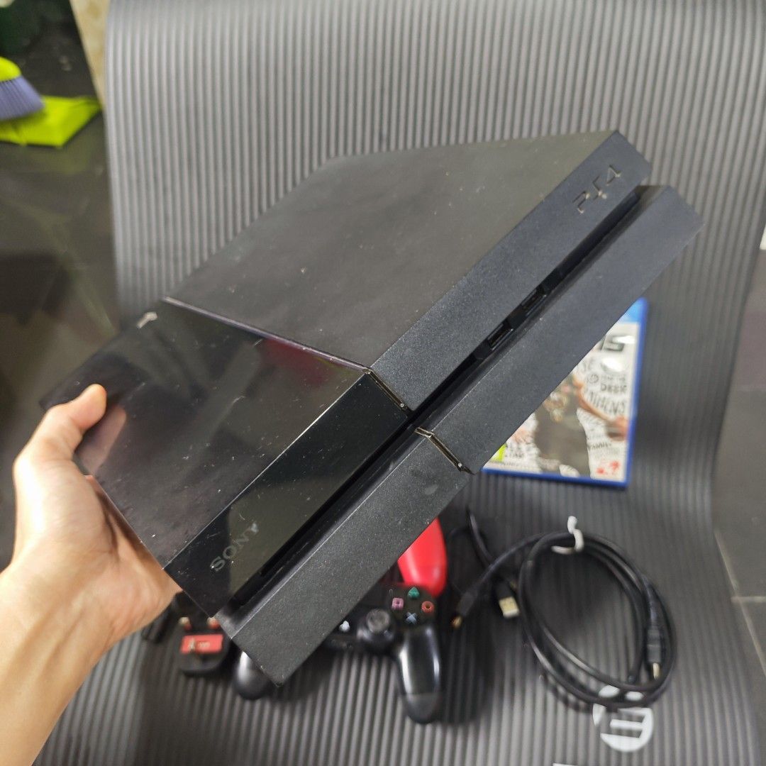 Ps4 Phat 500gb with 1 game, Video Gaming, Video Game Consoles, PlayStation on Carousell