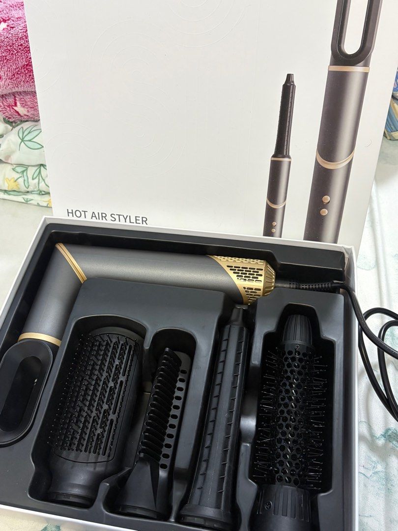 Simplus Hot Air Styler, Beauty & Personal Care, Hair on Carousell