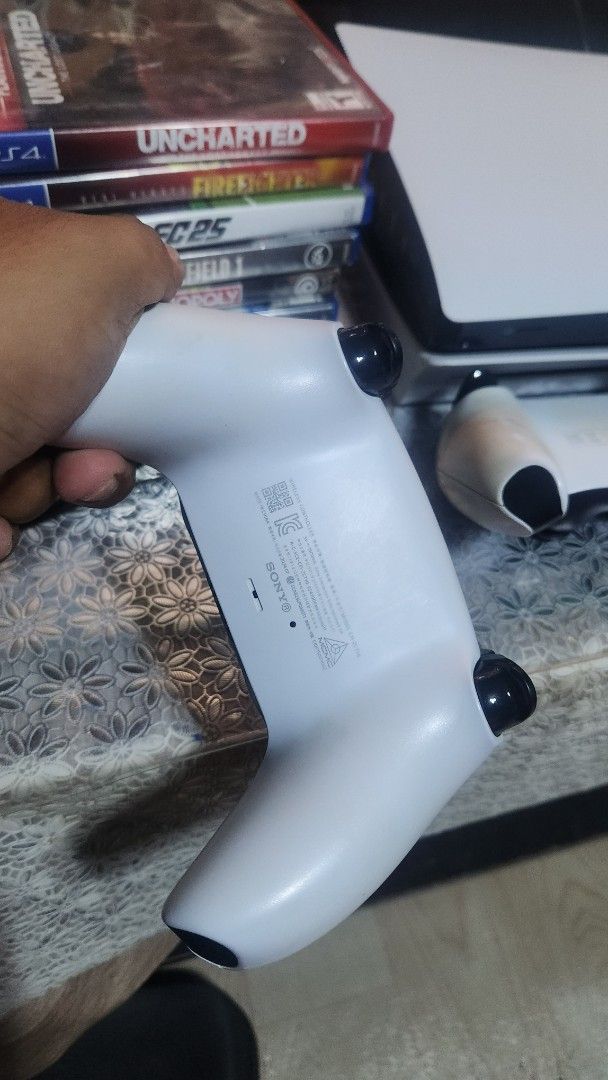 Sony PlayStation 5 Slim Disc 1tb with games 2 controller, Video Gaming ...