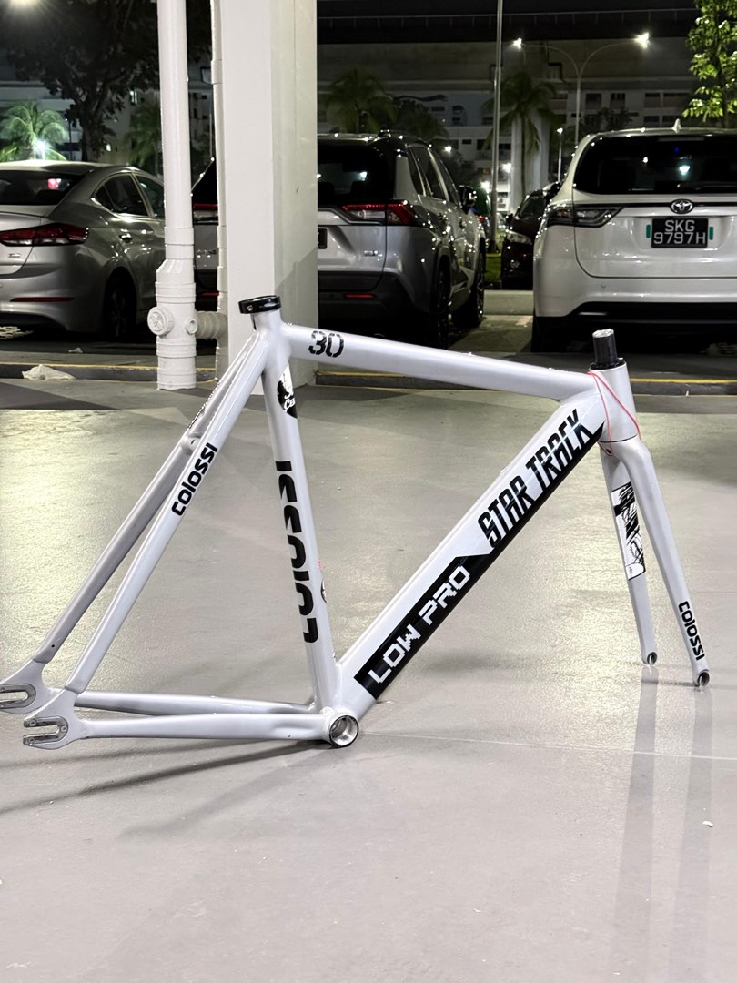 STAR TRACK LOWPRO COLOSSI 2025 newest model(auth), Sports Equipment ...