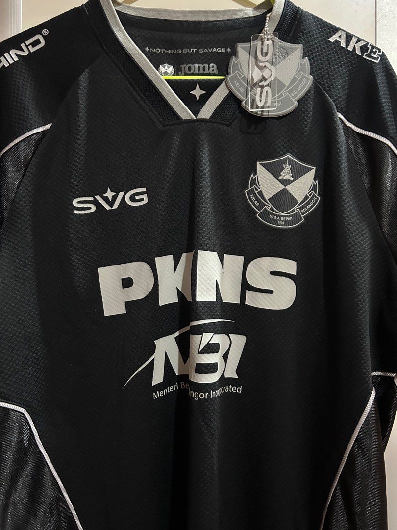 SVG x SFC 3rd Kit, Men's Fashion, Activewear on Carousell