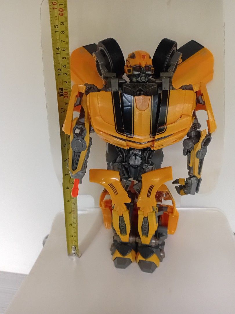 Transformer Bumblebee Ultimate,hasbro, Hobbies & Toys, Toys & Games on ...