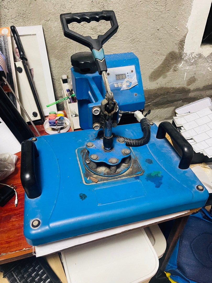 2nd hand heat press machine, Hobbies & Toys, Stationary & Craft, Craft ...