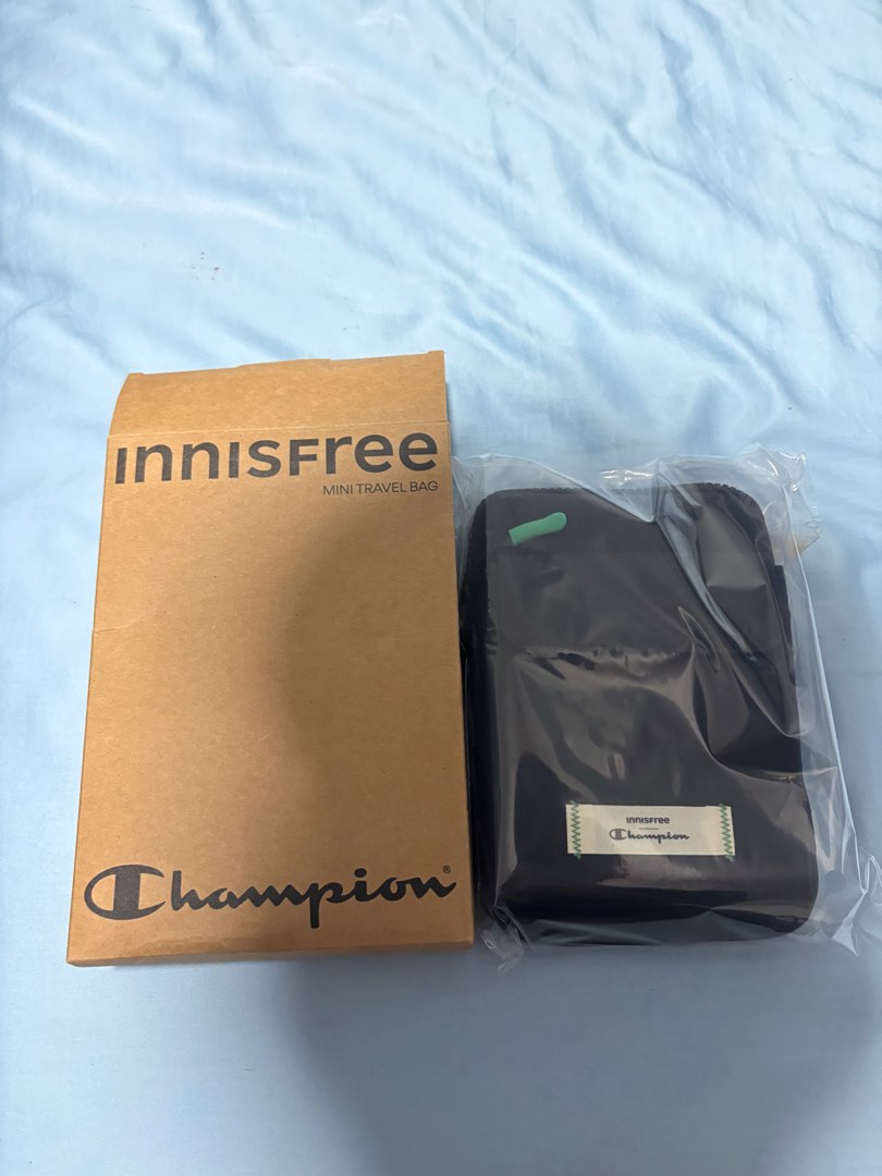 (🇰🇷EXCLUSIVE) CHAMPION X INNISFREE Mini Travel Bag , Sling Bag, Sling ...