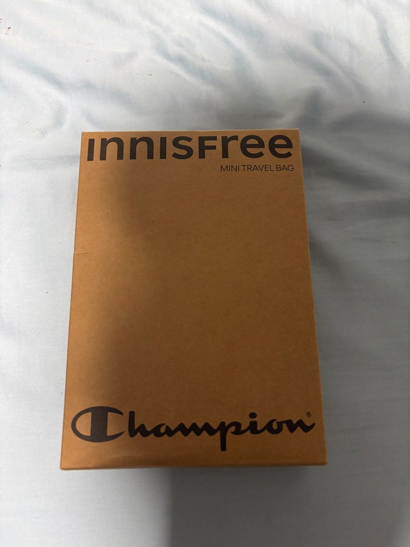 (🇰🇷EXCLUSIVE) CHAMPION X INNISFREE Mini Travel Bag , Sling Bag, Sling ...