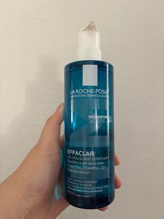 La Roche Posay Effaclar Purifying Foaming Gel Cleanser 400mL, Beauty ...