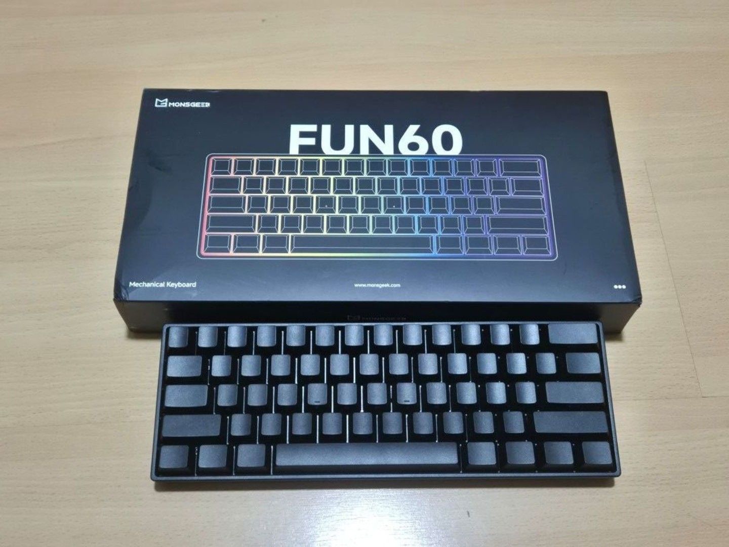 Monsgeek fun60 pro 8k hall effect wired gaming keyboard, Computers ...