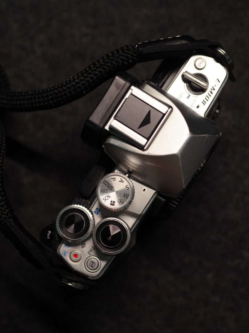 Olympus E-M10 Mark II / Mark 2, Photography, Cameras on Carousell
