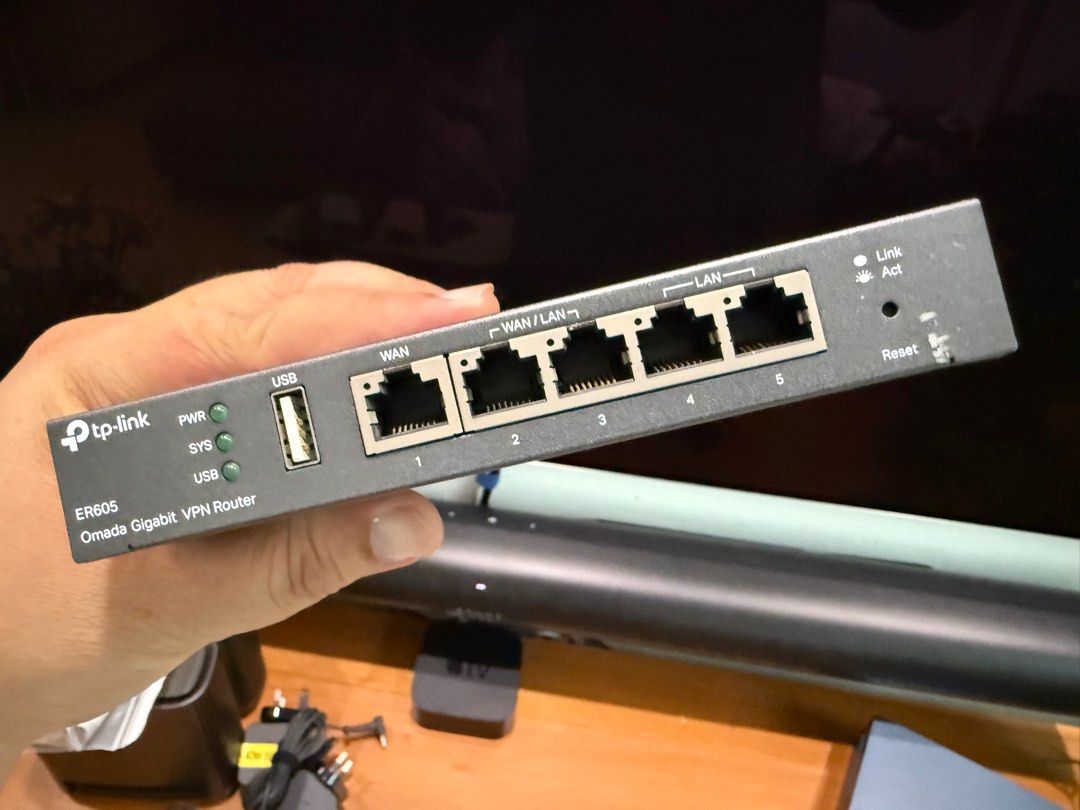 TP-Link Omada Gigabit VPN Router ER605, Computers & Tech, Parts ...