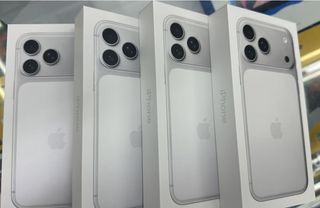 Iphone 17 promax 512 silver For Sale | iPhone 17 Series | Carousell ...