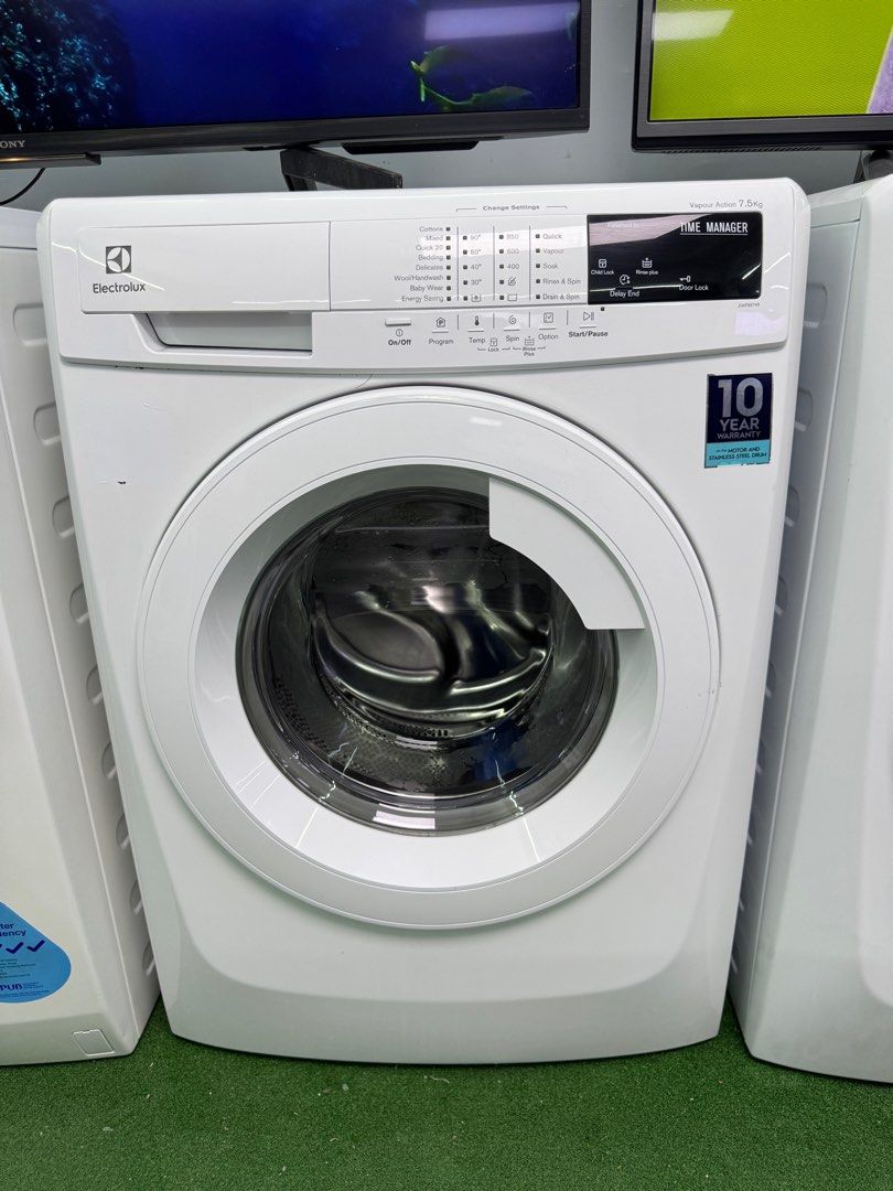 Electrolux washing machine 7kg, TV & Home Appliances, Washing Machines ...