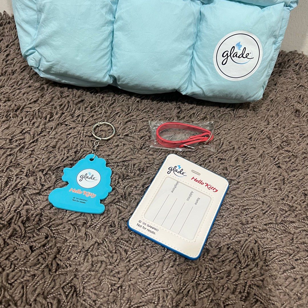 Hello Kitty x Glade 🩵 Puffer Bag,Luggage Tag & Keychain, Women's ...