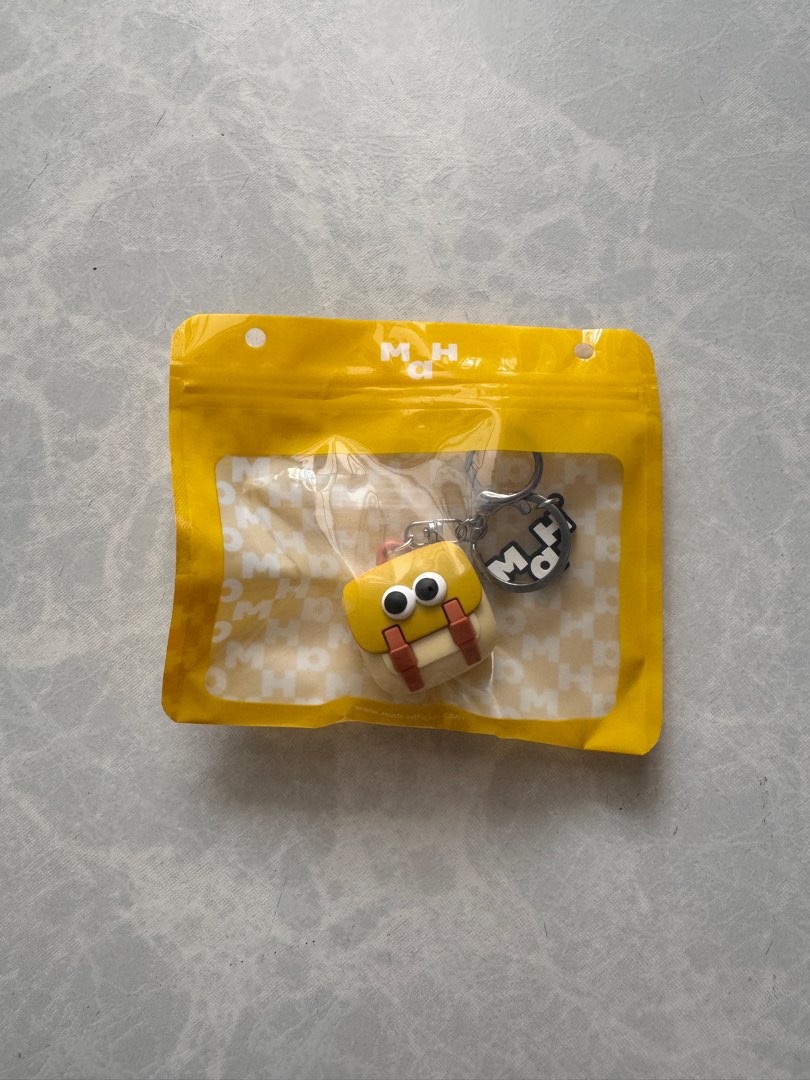Mah backpack keychain, Hobbies & Toys, Toys & Games on Carousell