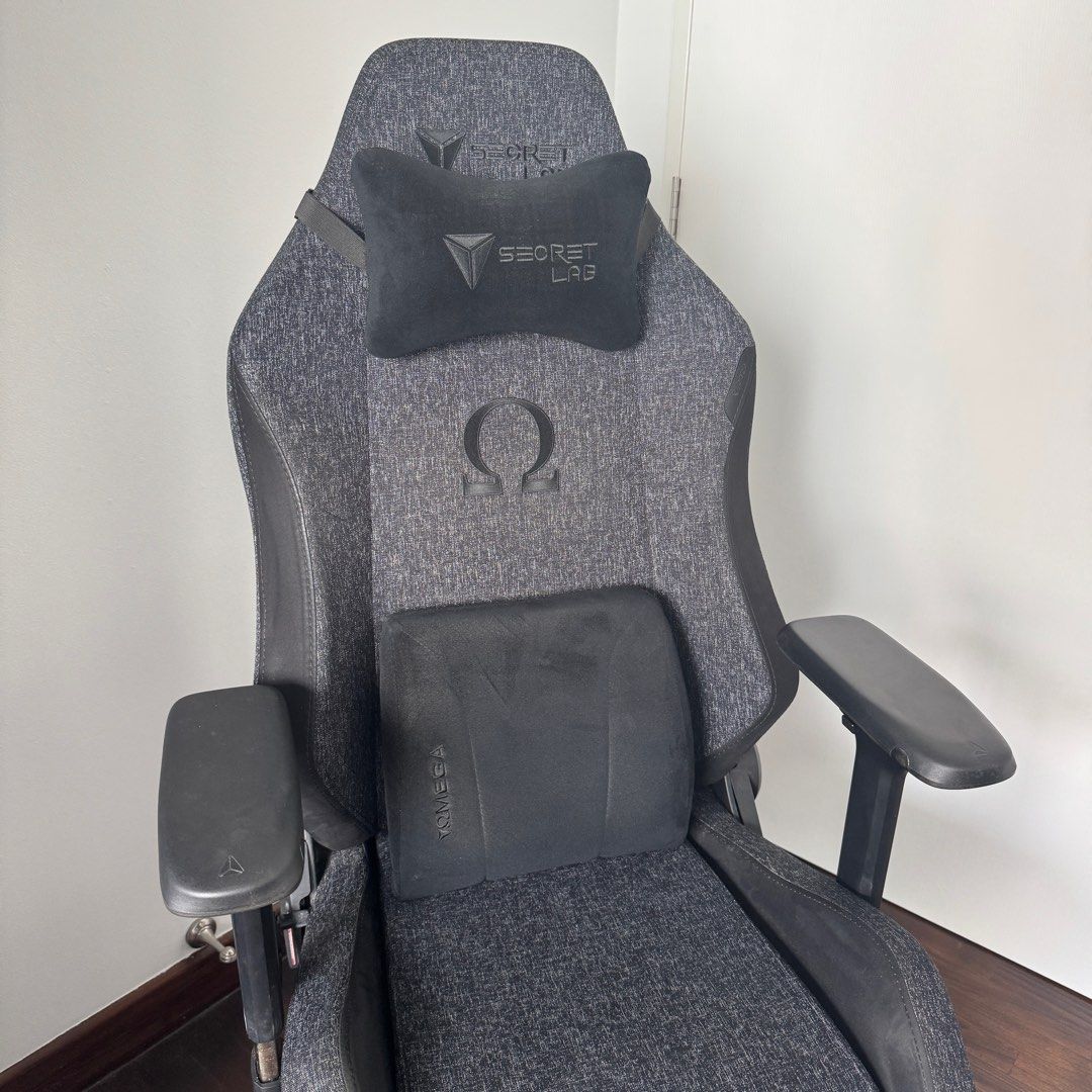 Secretlab Omega (Black Softweave), Furniture & Home Living, Furniture ...