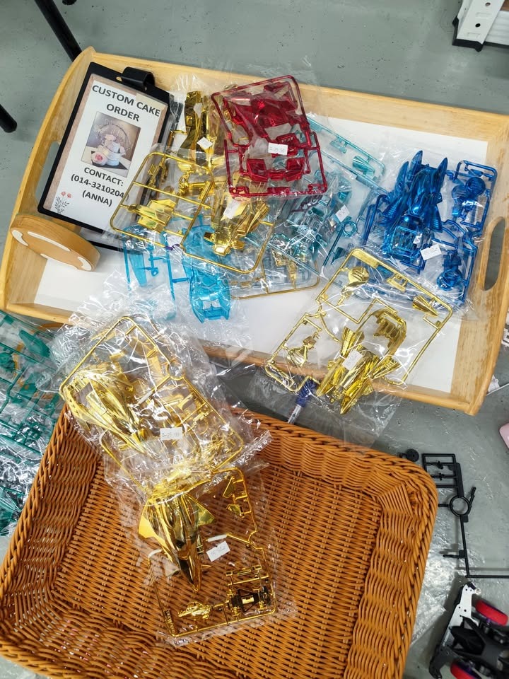 strato vector cowl Model Kit Parts - Various Colors, Hobbies & Toys ...