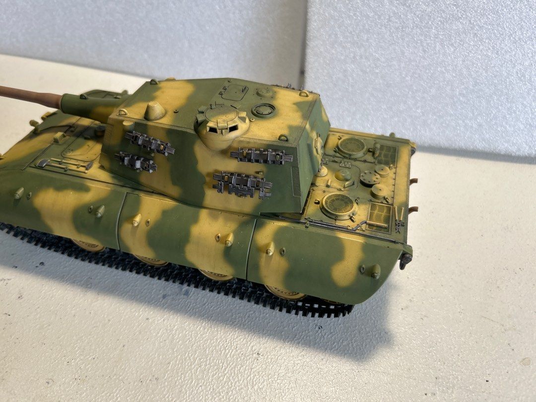 1/35 E-100 German Tank, Hobbies & Toys, Stationery & Craft, Handmade ...