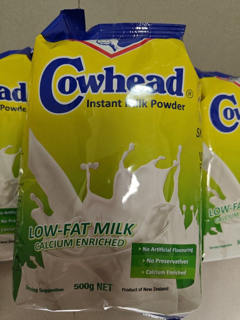 18 packs Cowhead Instant Low-Fat Milk Powder (500g), Food & Drinks ...