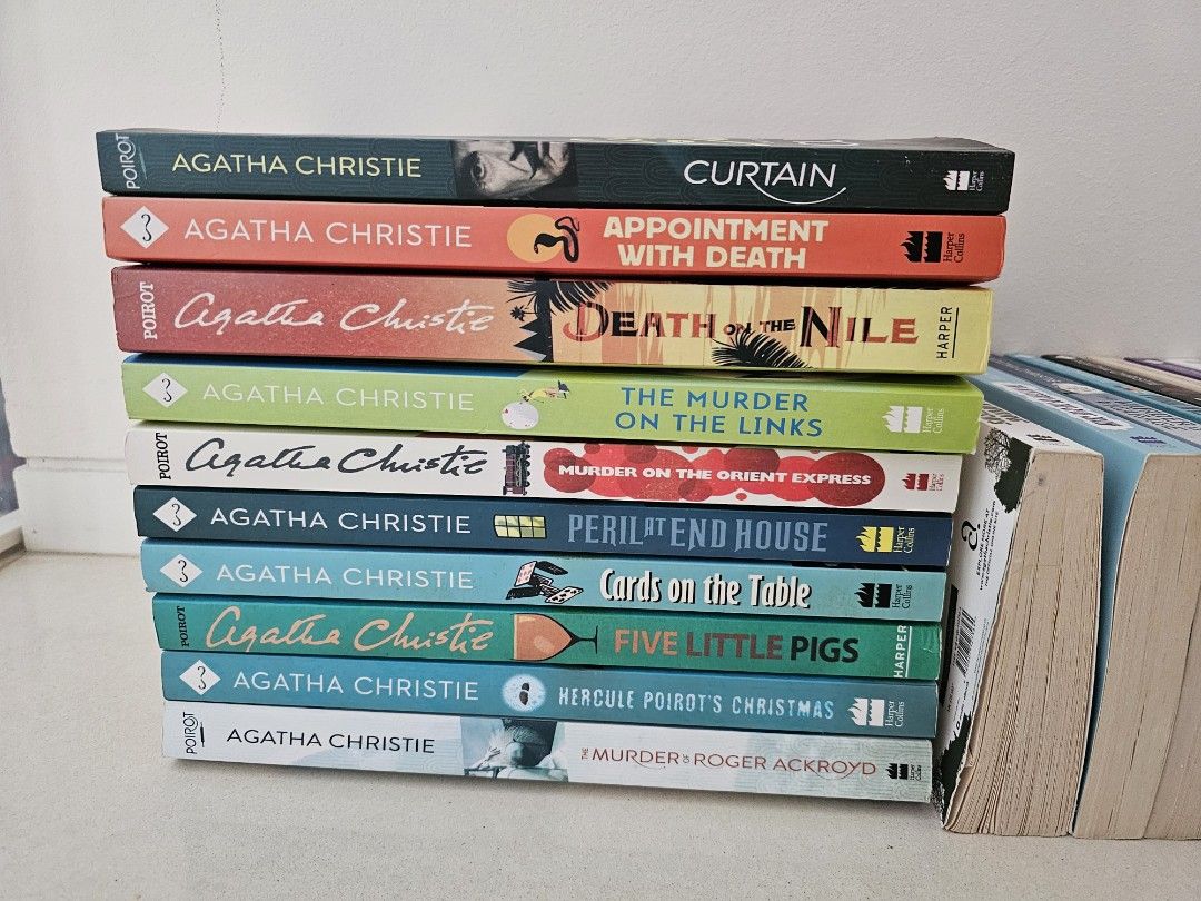 Agatha Christie Paperback Books - Bundle, Hobbies & Toys, Books ...