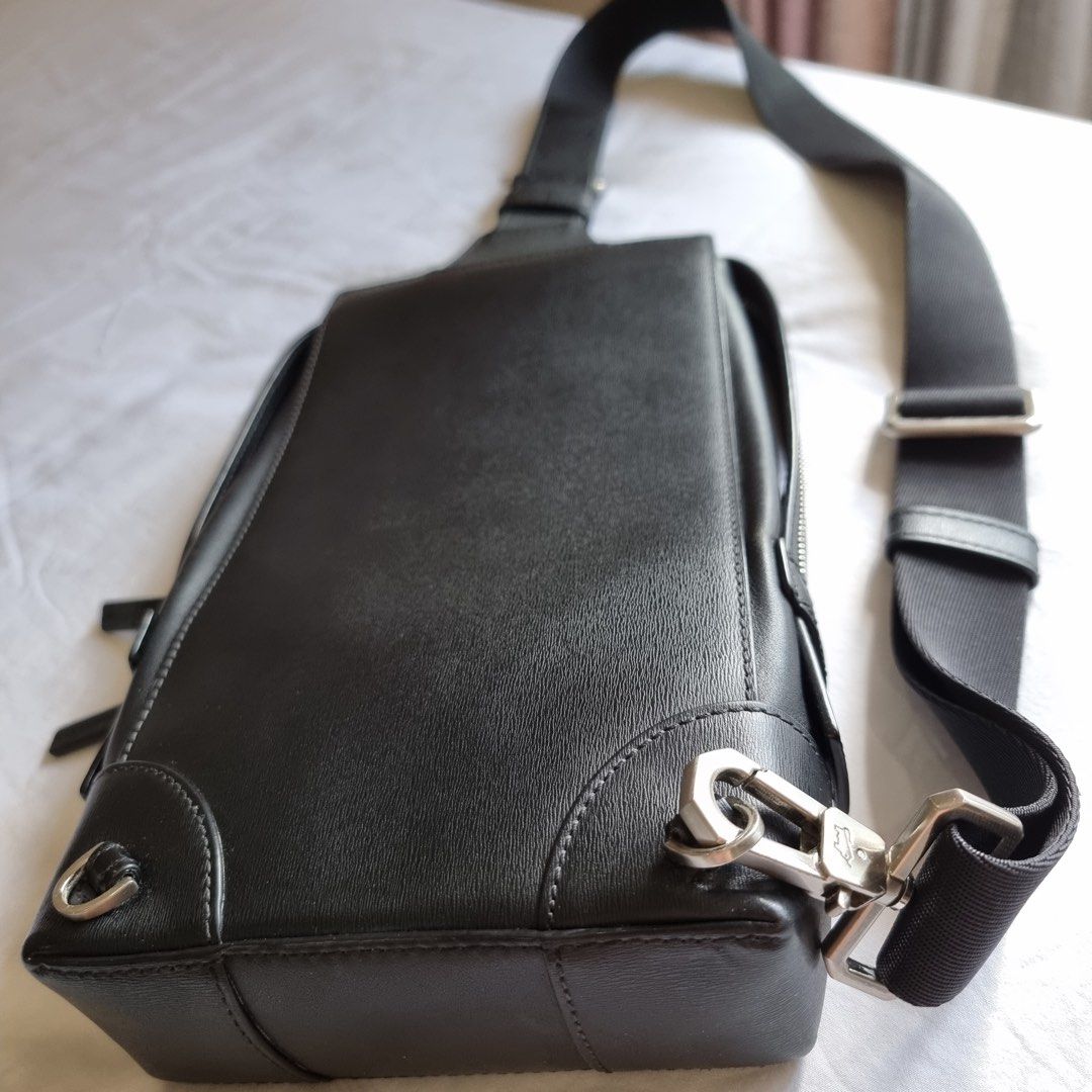 Braun Buffel - FW22 Decap Medium Cross Shoulder Sling Bag (Black) c/w ...
