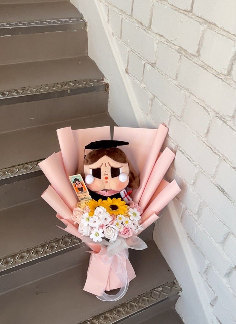 Popmart Crybaby Graduation Bear Sunflower Bouquet Preserved Soap Flower ...