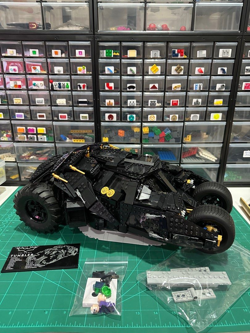 LEGO 76240 DC Comics - Batman Batmobile Tumbler assembled complete ...