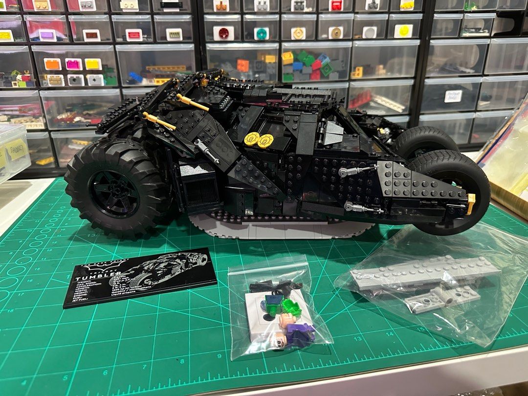 LEGO 76240 DC Comics - Batman Batmobile Tumbler assembled complete ...