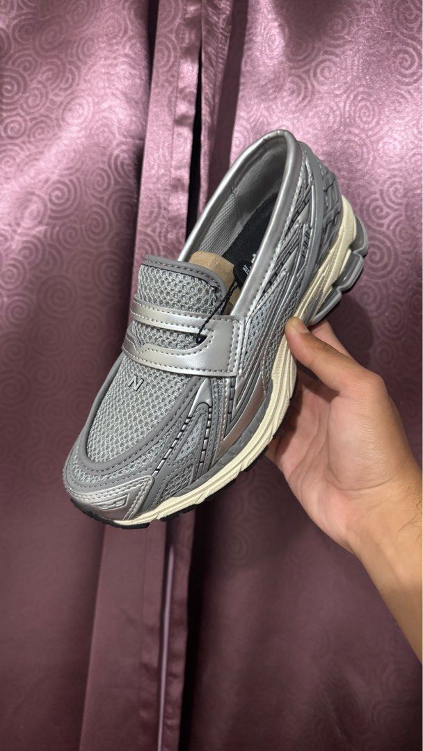 New Balance 1906L Silver Loafers - EU 38, Women's Fashion, Footwear ...