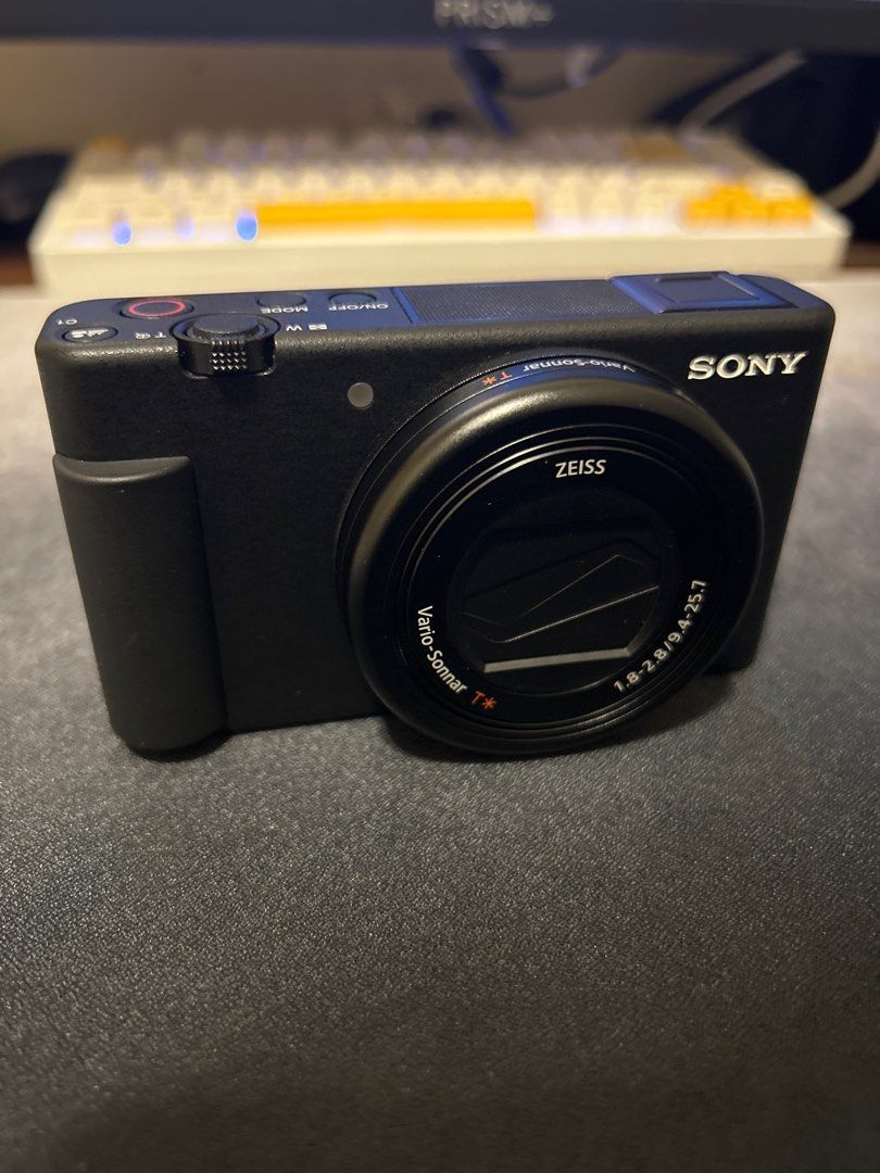 Sony ZV-1 Digital Camera, Photography, Cameras on Carousell