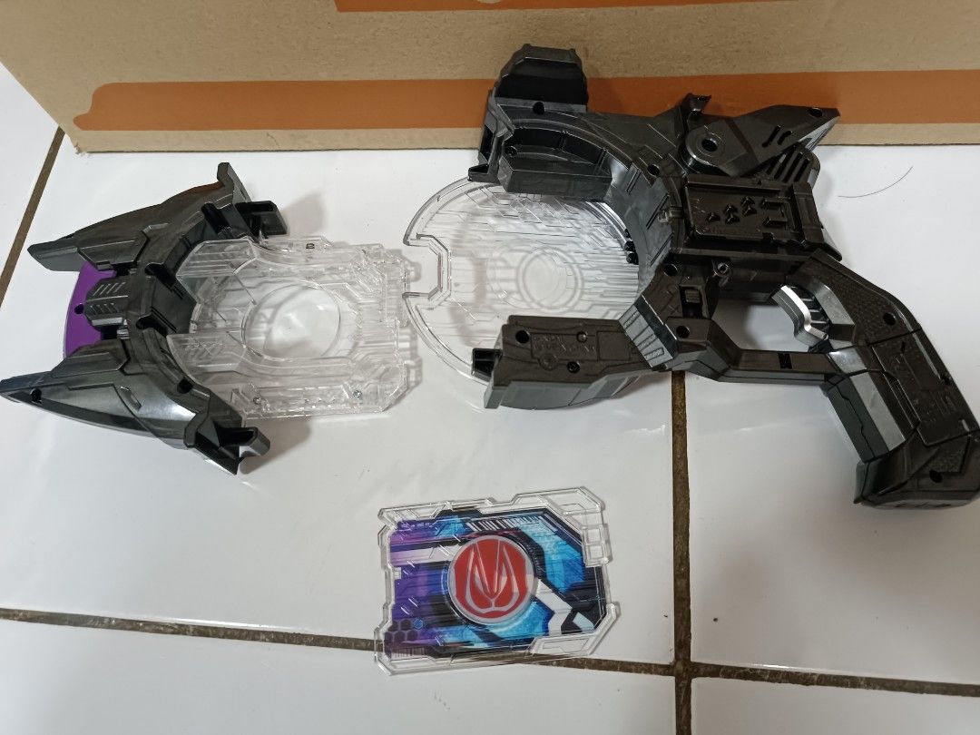 Bandai kamen rider geats dx laser raise riser ziin, Hobbies & Toys ...