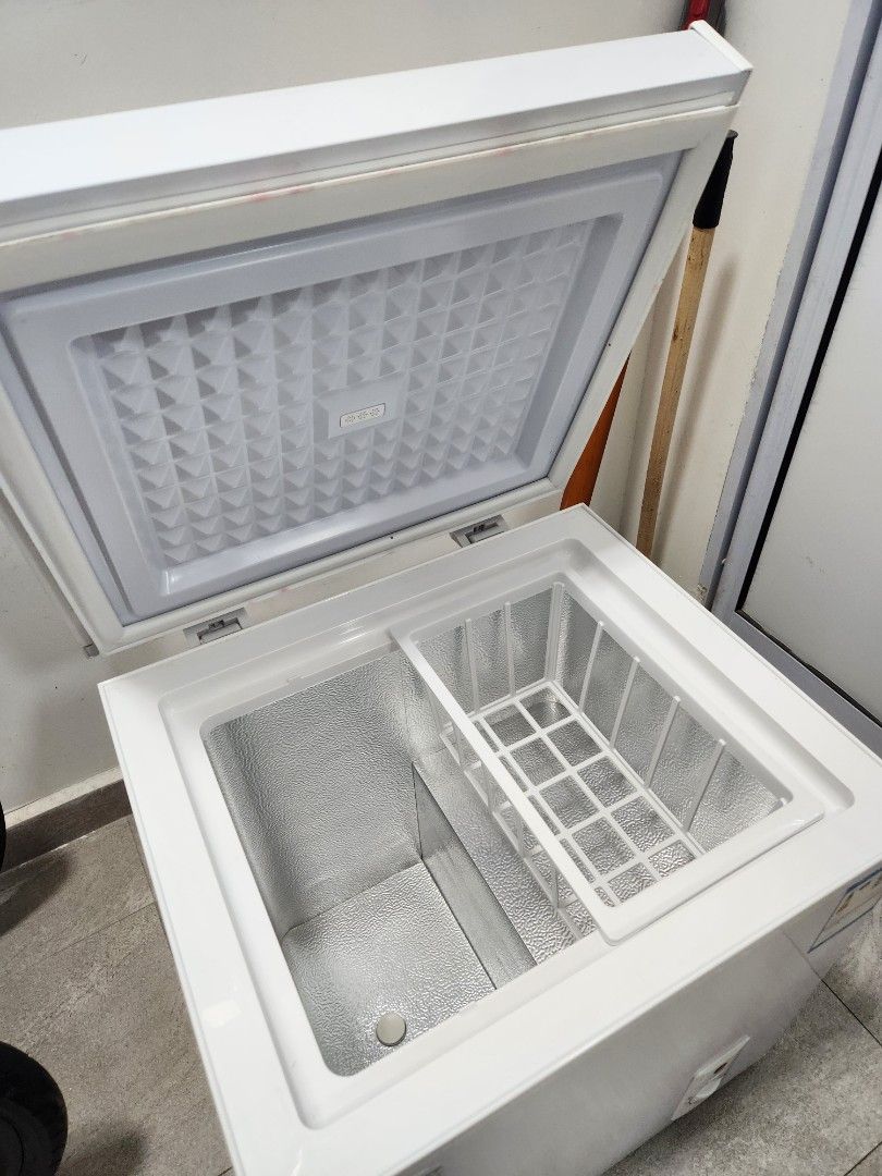 Chigo Chest Freezer BD/BC-58A118DW, TV & Home Appliances, Kitchen ...