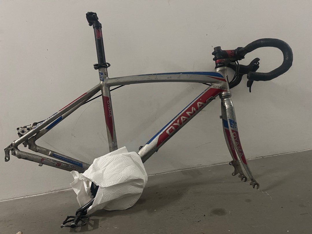 Oyama Spark Road Bike Frame, Sports Equipment, Bicycles & Parts ...