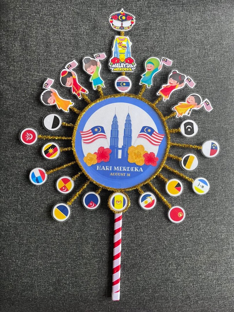 Prop Tangan Merdeka, Hobbies & Toys, Stationery & Craft, Handmade Craft ...