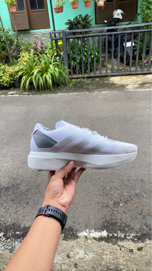 ADIDAS ADIZERO EVO SL, Fesyen Pria, Sepatu , Lainnya di Carousell